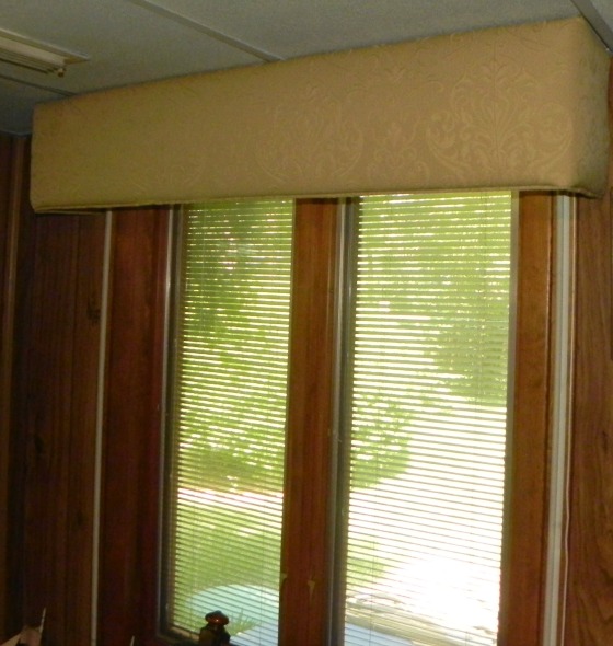 Custom cornices creatively conceal. » Susan's Designs